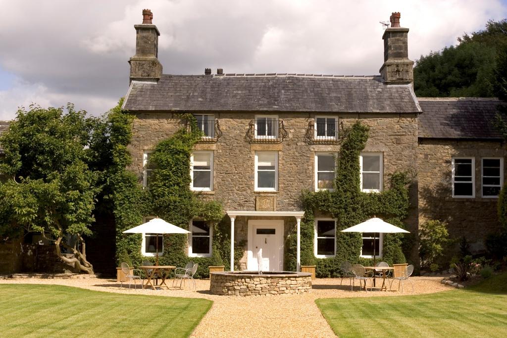 Win dinner and a night's stay at Hipping Hotel - Competition