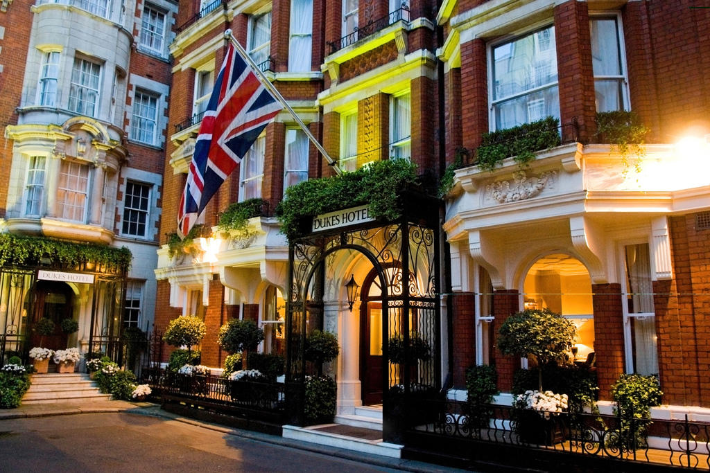 5 of London's Best Gin Bars