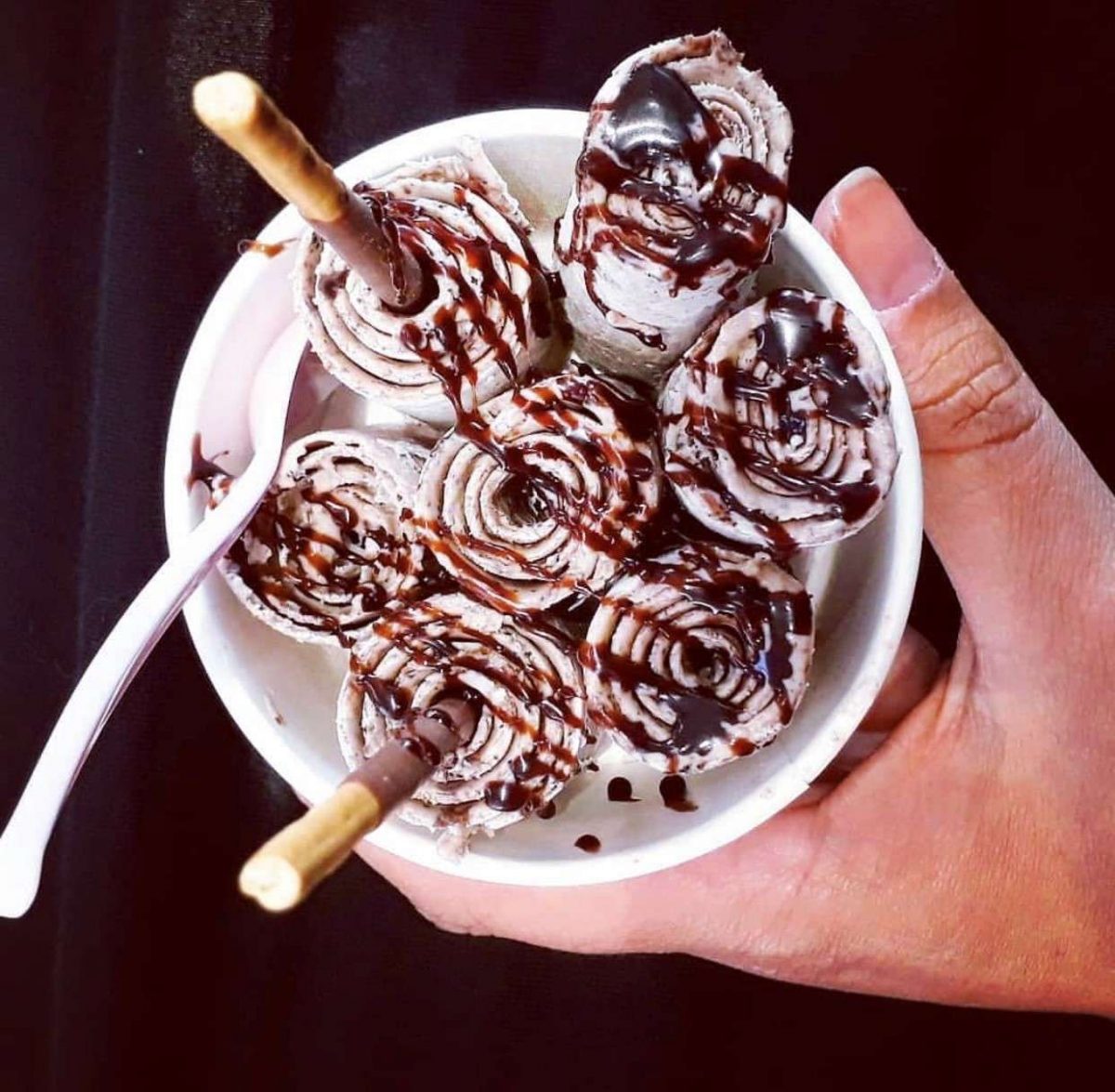 100 Complimentary Ice Creams at Harvey Nichols - The Handbook