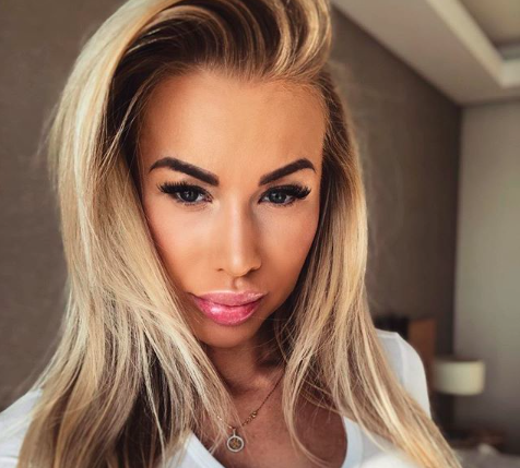 Nathalie Noële Influencer Profile - Work With Influencer Nathalie Noële