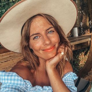 Contact Lisa Hamilton - Agent, Manager and Publicist Details