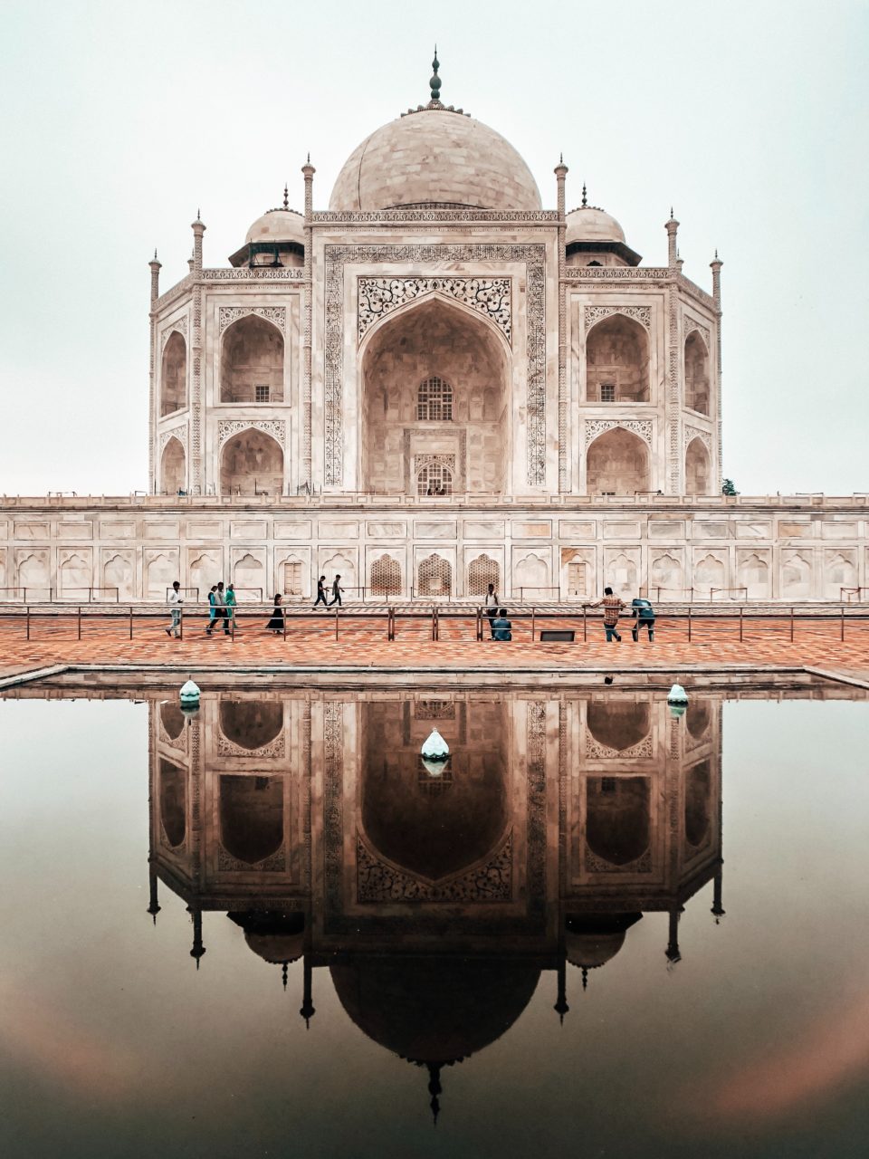 7 (Virtual) Wonders Of The World - The Handbook