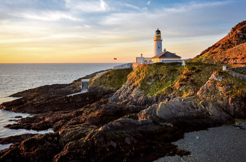 7 Lighthouses In The UK You Can Stay The Night In