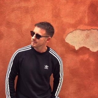Contact Dan Maton - Agent, Manager and Publicist Details