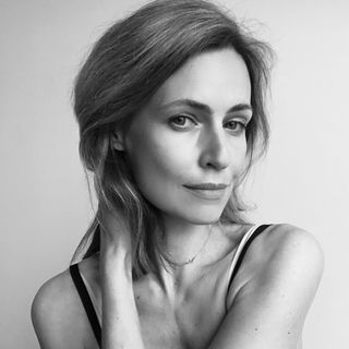 Contact Magdalena Angeli - Agent, Manager and Publicist Details