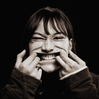 Contact Laura Rakhman-kidd - Agent, Manager and Publicist Details