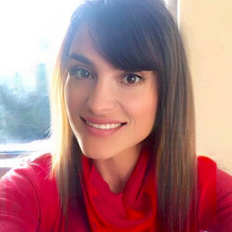 Contact Amanda Merbu - Creator and Influencer