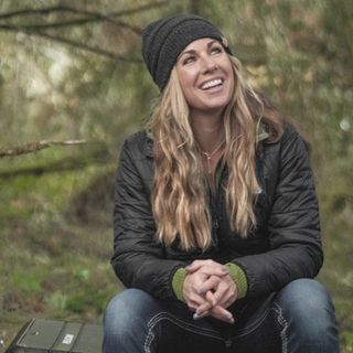 Contact Courtney Levesque - Agent, Manager and Publicist Details