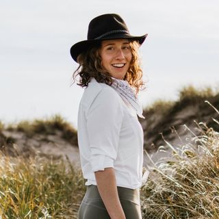 Contact Elizabeth Wolf - Agent, Manager and Publicist Details