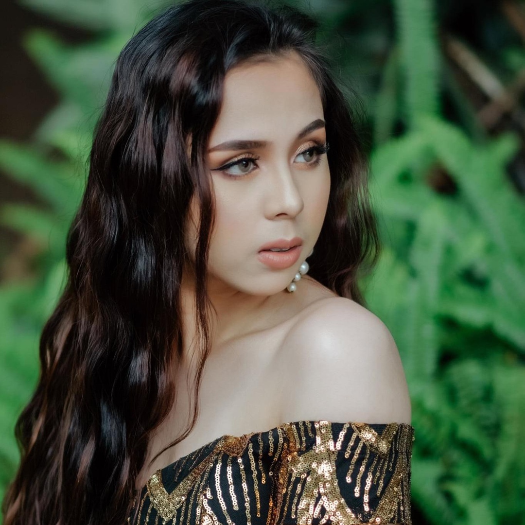 Contact Aliyona Mendiola - Creator and Influencer