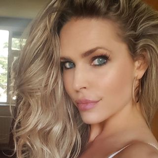 Contact Hester Winkel - Agent, Manager and Publicist Details