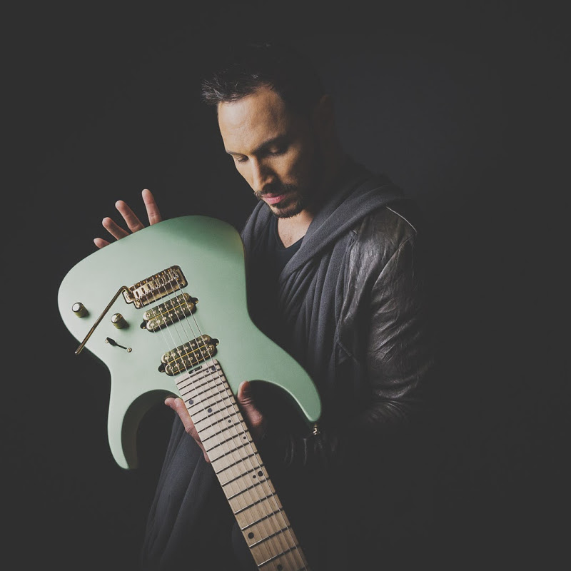 Contact Angel Vivaldi - Creator and Influencer