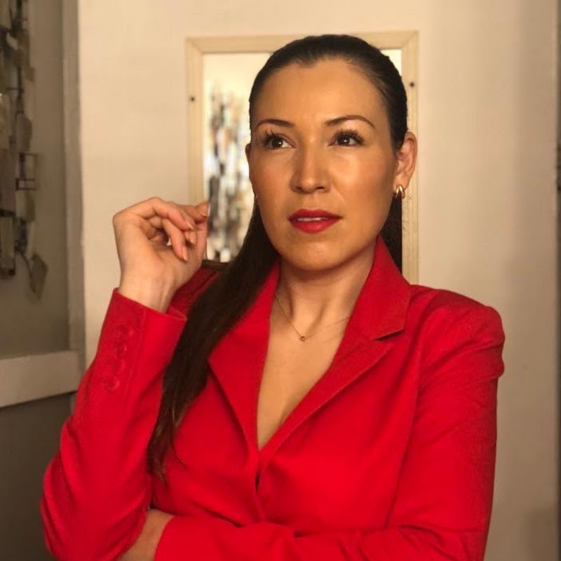 Contact Ely Gonzalez - Creator and Influencer