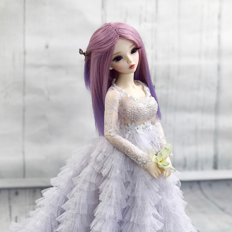 Contact High End Dolls - Creator and Influencer