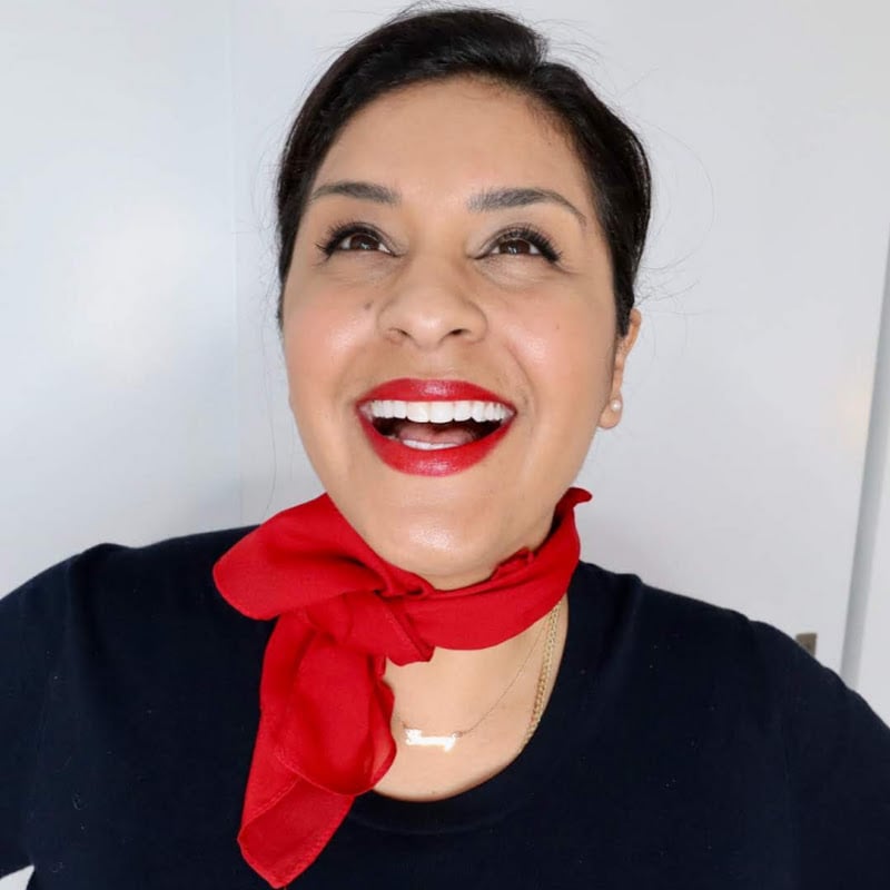 Contact Fly With Stella - Creator and Influencer