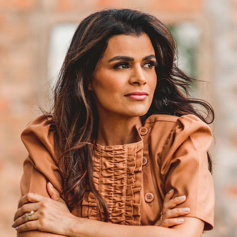 Contact Damares Oficial - Creator and Influencer