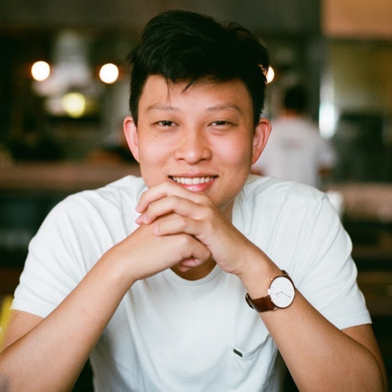 Contact Torres Pit托哥 - Creator and Influencer