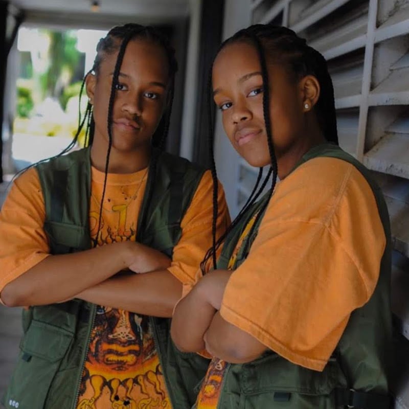 Contact Splash Twinz - Creator and Influencer