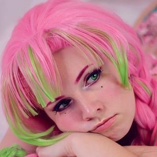 Contact Katie Simrell - Agent, Manager and Publicist Details