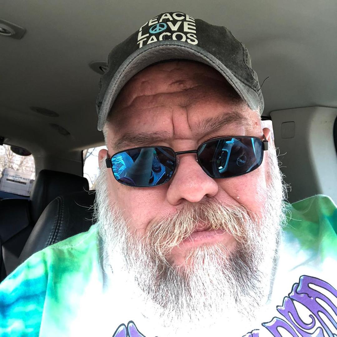 Contact Tom Powell, Jr. - Creator and Influencer