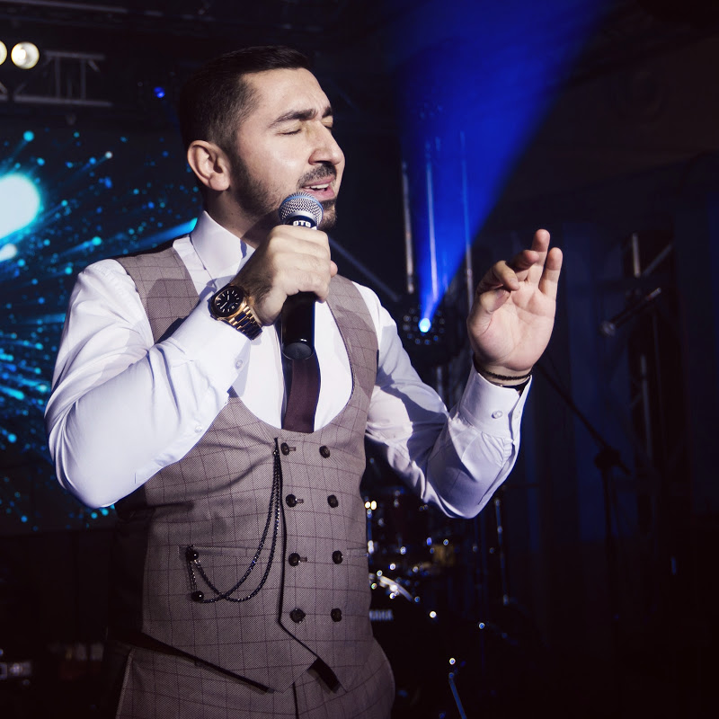 Contact VASILIADIS - Creator and Influencer