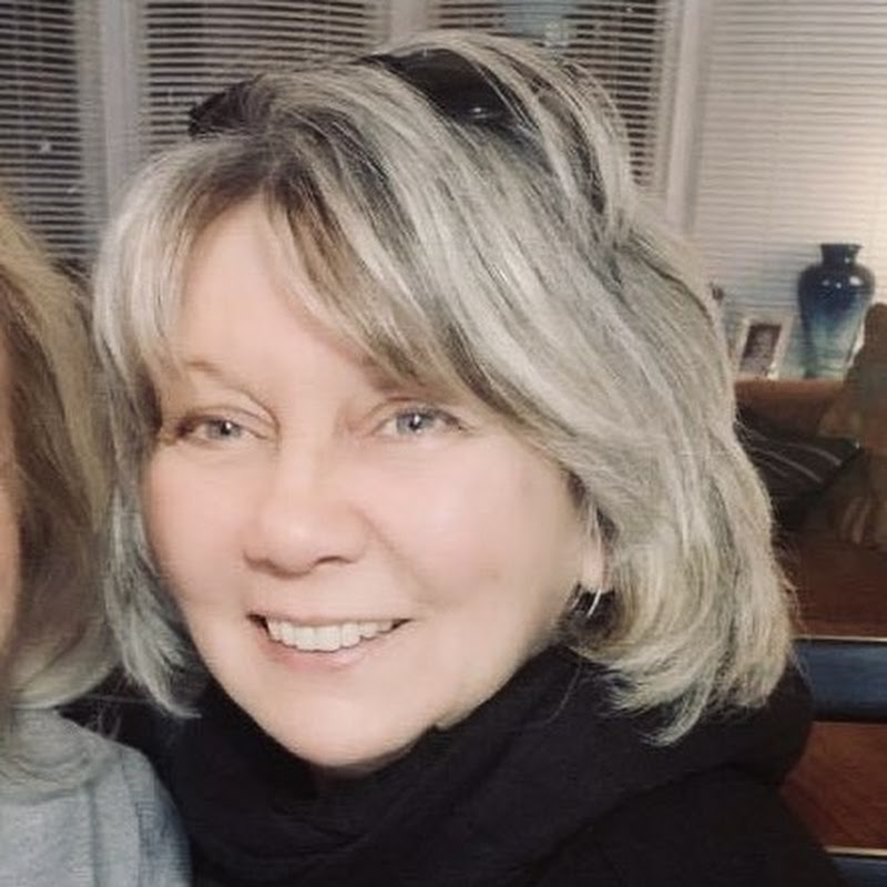 Contact Carole's Cricut Crafts - Creator and Influencer