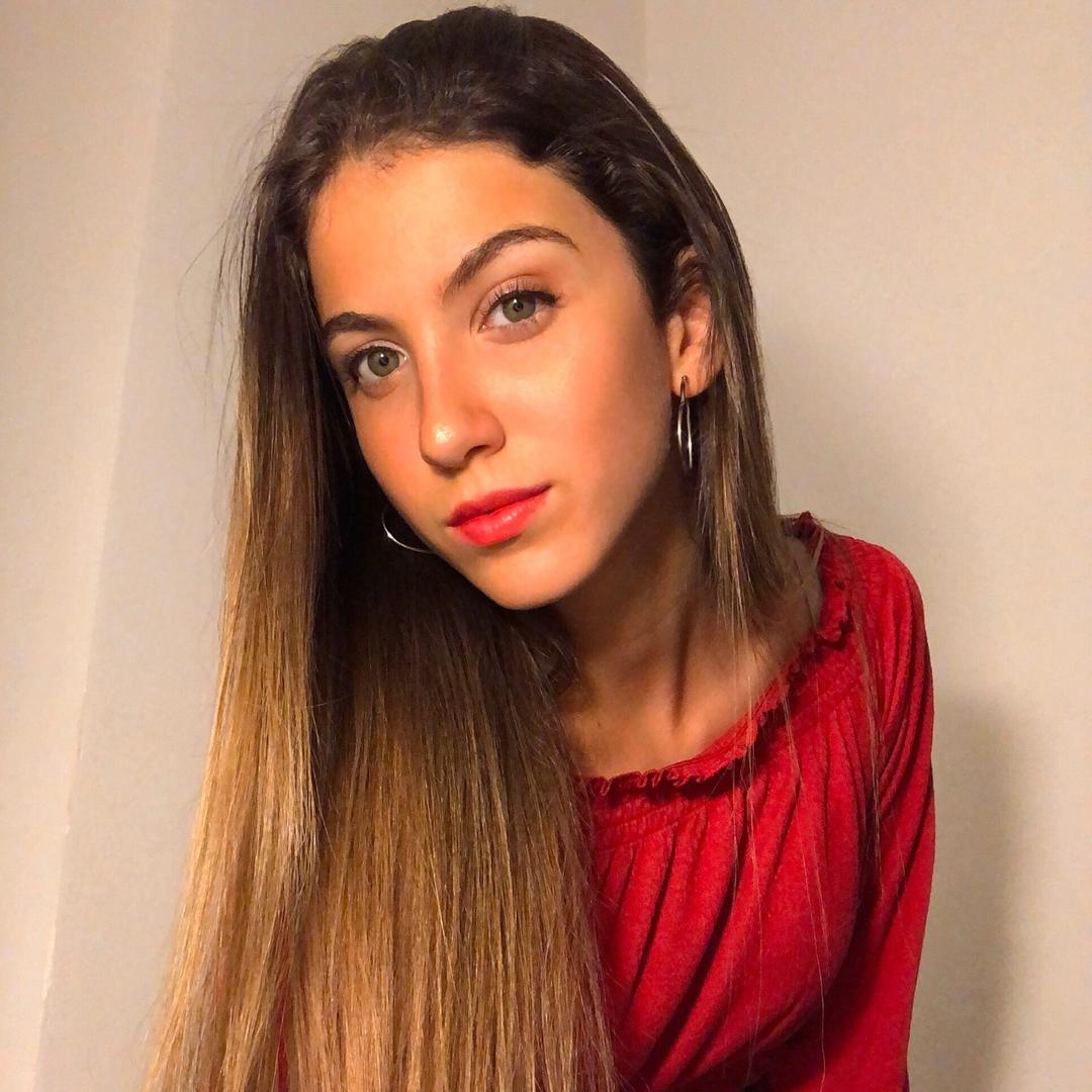 Contact Pia Scarnato - Agent, Manager and Publicist Details