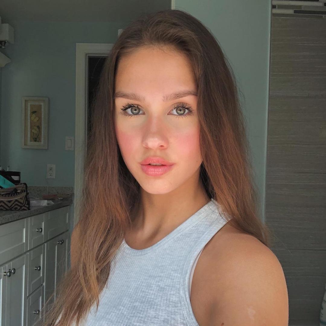 Contact Lexi Maharaj - Agent, Manager and Publicist Details