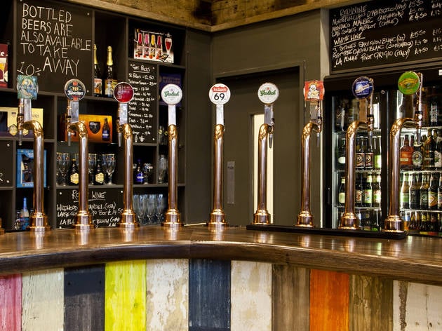 Now That’s What We Call A Pub Crawl: 12 Of The Best London ...