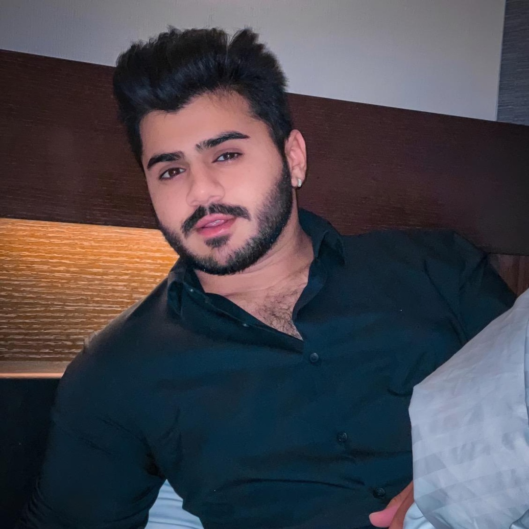 Contact Mohsin Malik - Agent, Manager and Publicist Details