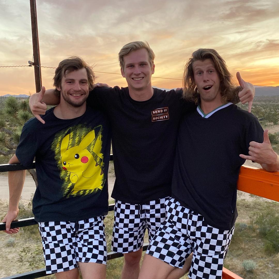 Contact Trampwall Tribe - Creator and Influencer