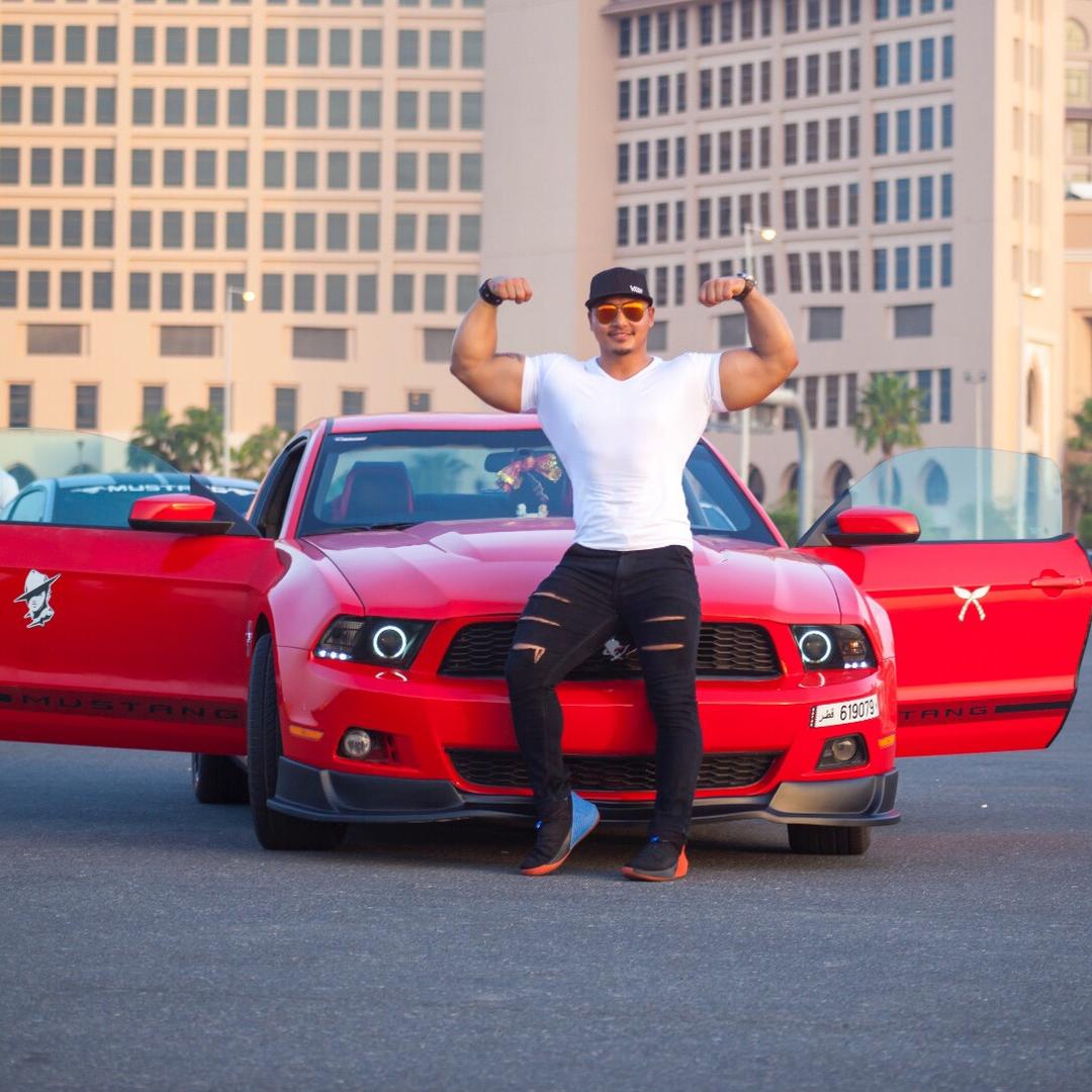 Contact ONE MEN ARMY - Creator and Influencer