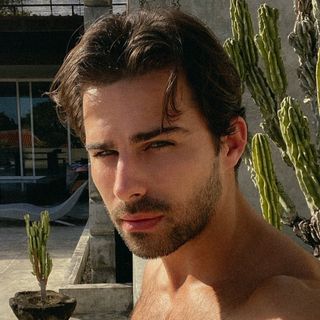 Contact Roman Khodorov - Agent, Manager and Publicist Details