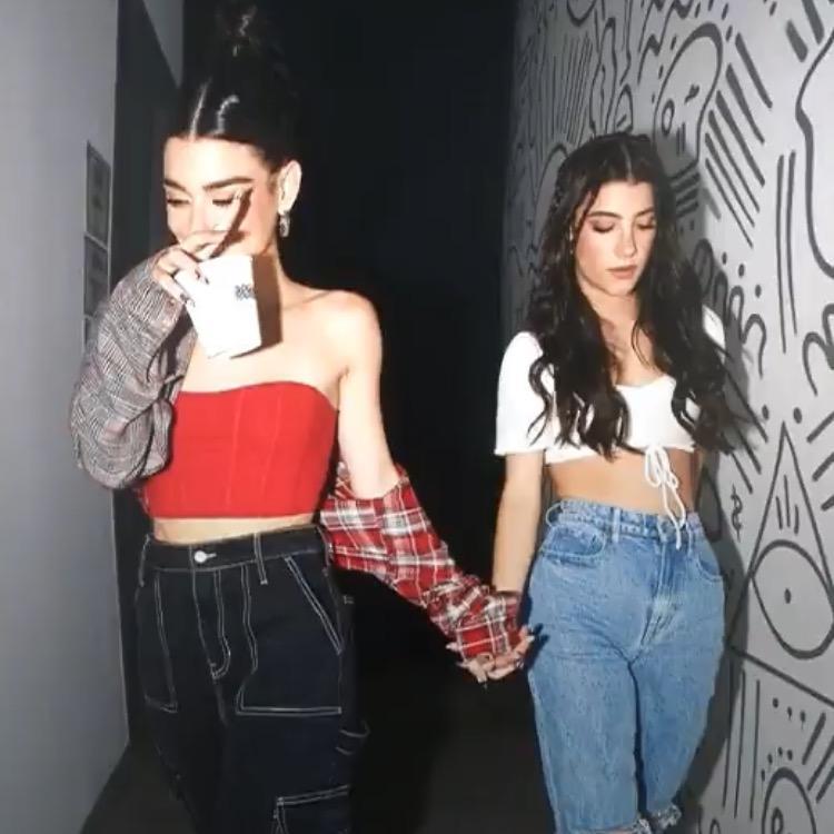 Contact emma / c flws - Agent, Manager and Publicist Details