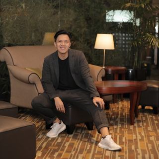 Contact Reza Levinus Nangin - Agent, Manager and Publicist Details