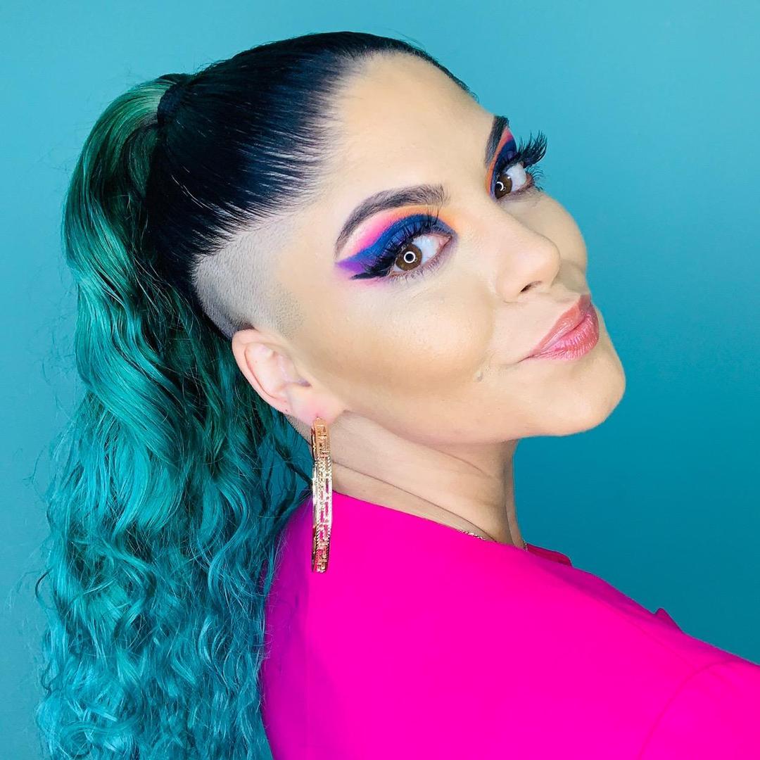 Contact Katrina Dixon - Agent, Manager and Publicist Details