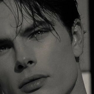 Contact Alexander Zanoza - Agent, Manager and Publicist Details