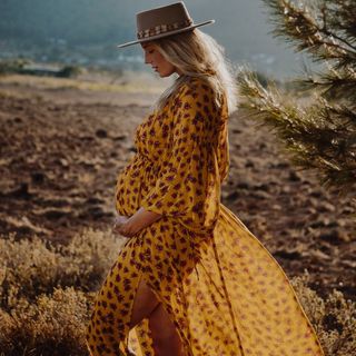 Contact The Wifey Crazy - Agent, Manager and Publicist Details