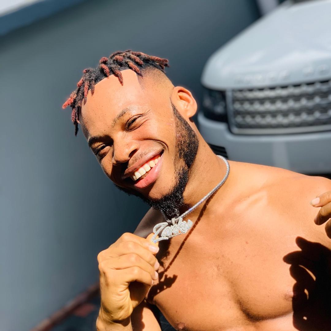 Contact Poco_lee - Creator and Influencer