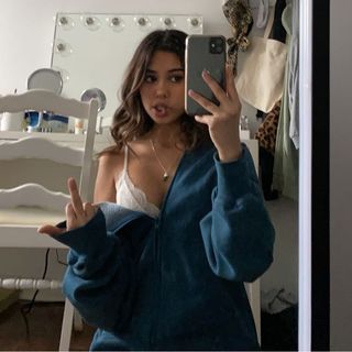 Contact Aliya Syed - Agent, Manager and Publicist Details