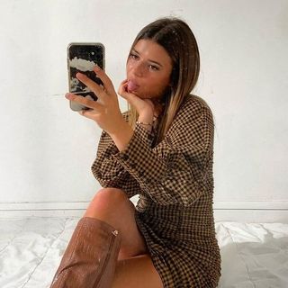 Contact Emma Bourson - Agent, Manager and Publicist Details