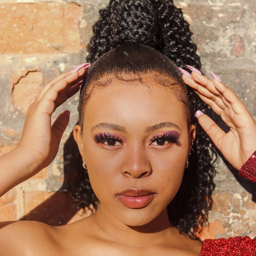 Contact dipolelo_dipsiee - Creator and Influencer