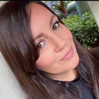 Contact Dee Hicks - Agent, Manager and Publicist Details