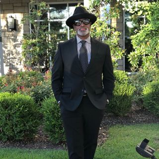 Contact Robert Craig Designs Ceo - Agent, Manager and Publicist Details