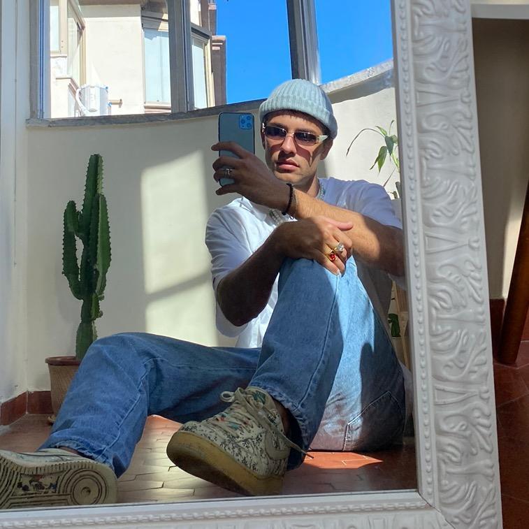 Contact Aran Buenno - Creator and Influencer