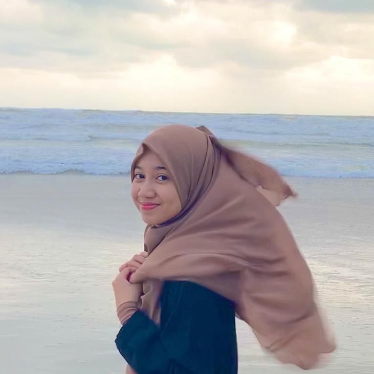 Contact Sofia Roses - Creator and Influencer