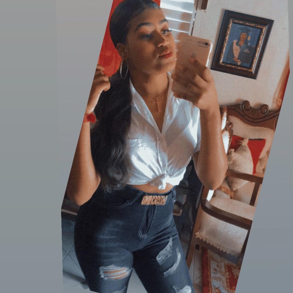 Estefania Guzman Influencer Profile - Work With Influencer Estefania Guzman