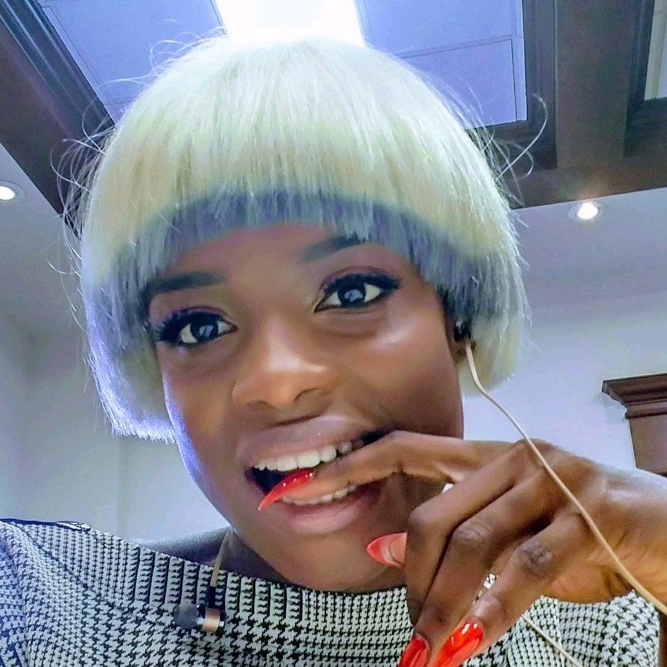 Contact Love-lytha Mannequin actrice - Creator and Influencer