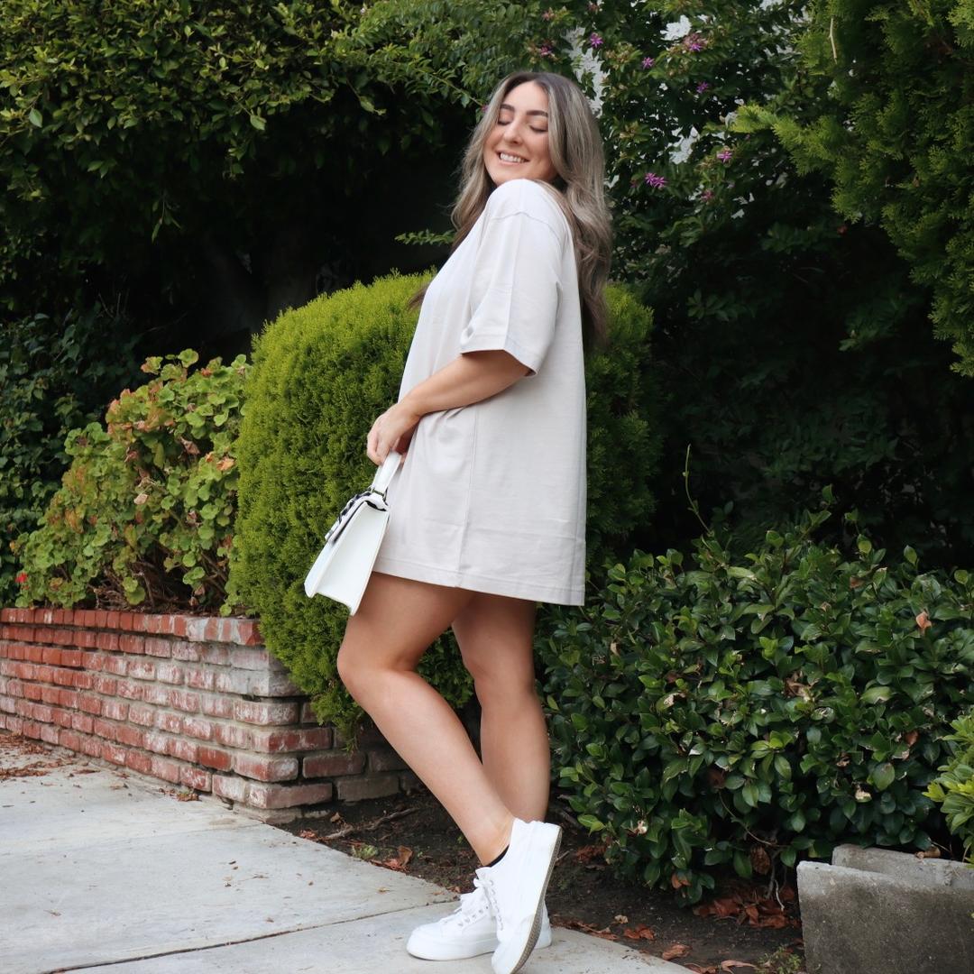 Contact Lisa Diana - Agent, Manager and Publicist Details