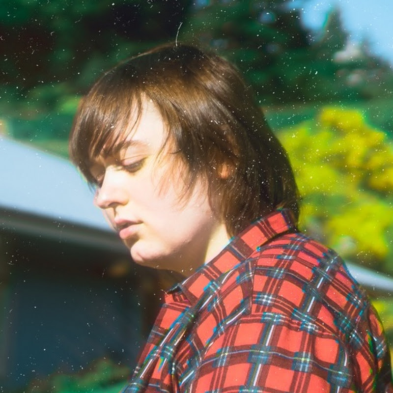 Contact Left At London - Creator and Influencer